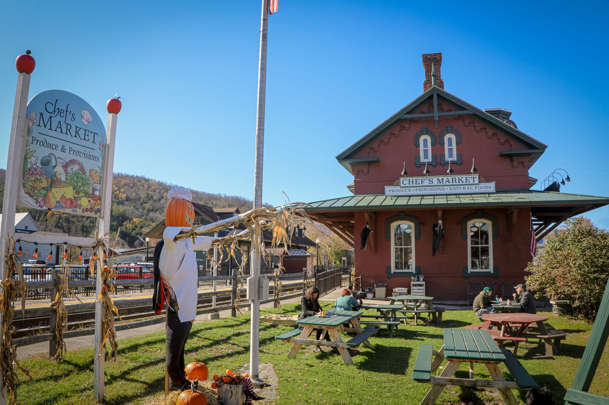 White River Valley in the Fall | Vermont Tourism